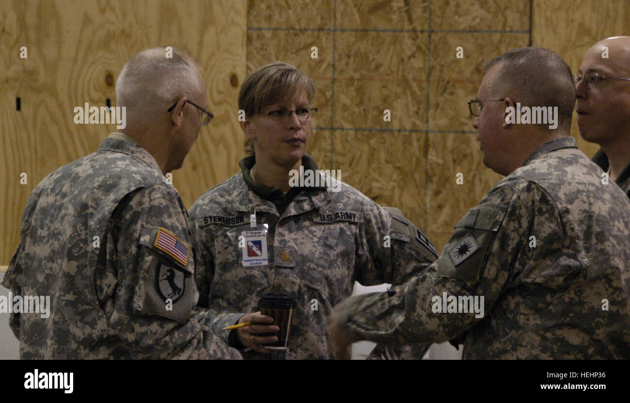 Observer briefing hi-res stock photography and images - Alamy