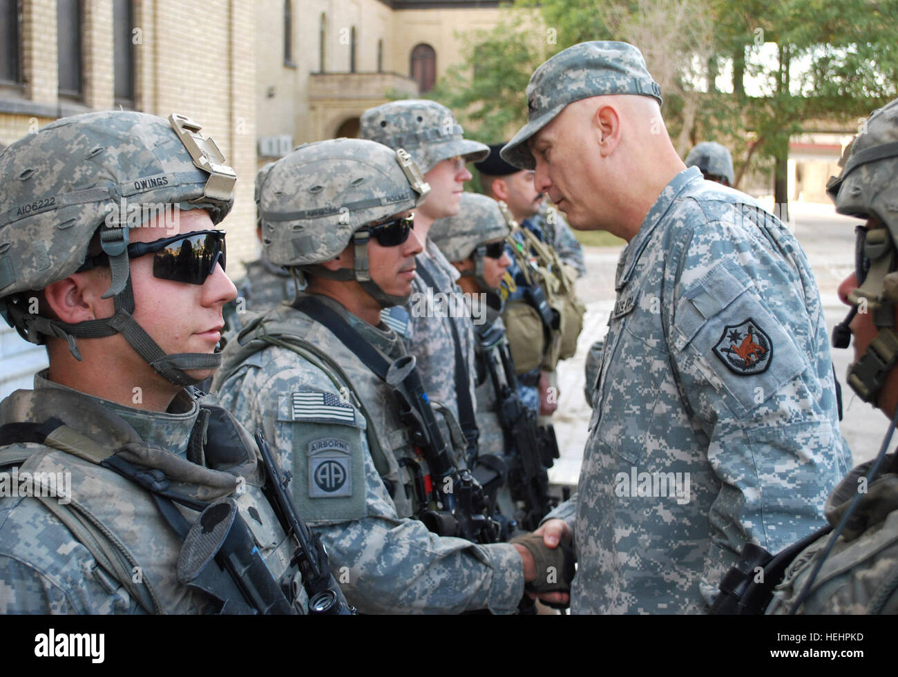 Gen. Ray Odierno, commander of Multi-National Forces - Iraq, thanks ...