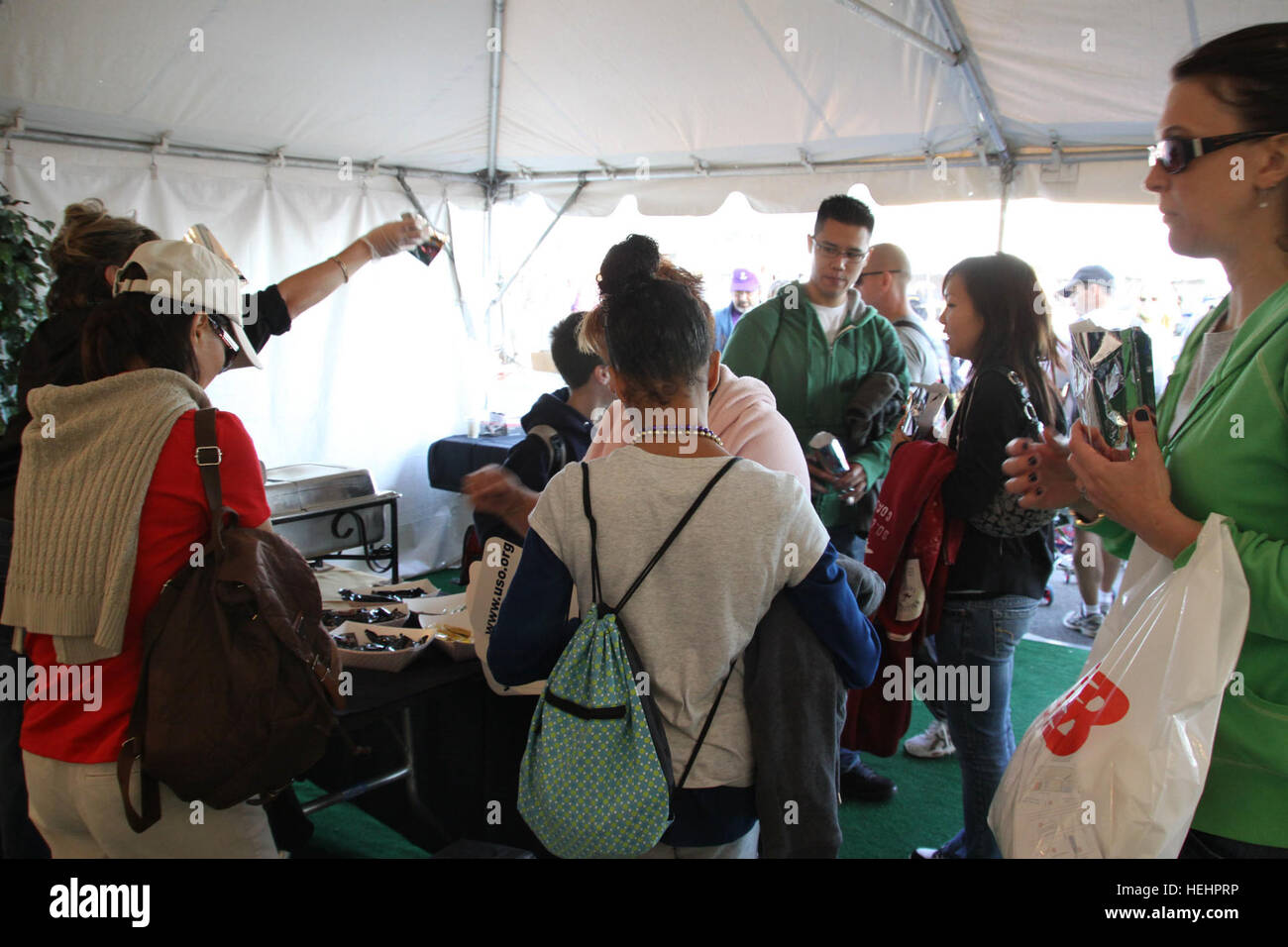 US Army 53091 At the Army 10-Miler, visitors to the Alabama Hooah Tent ...