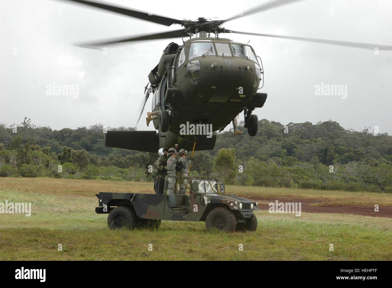 An instructor with the Sling-Load Inspector Certification Course guides ...