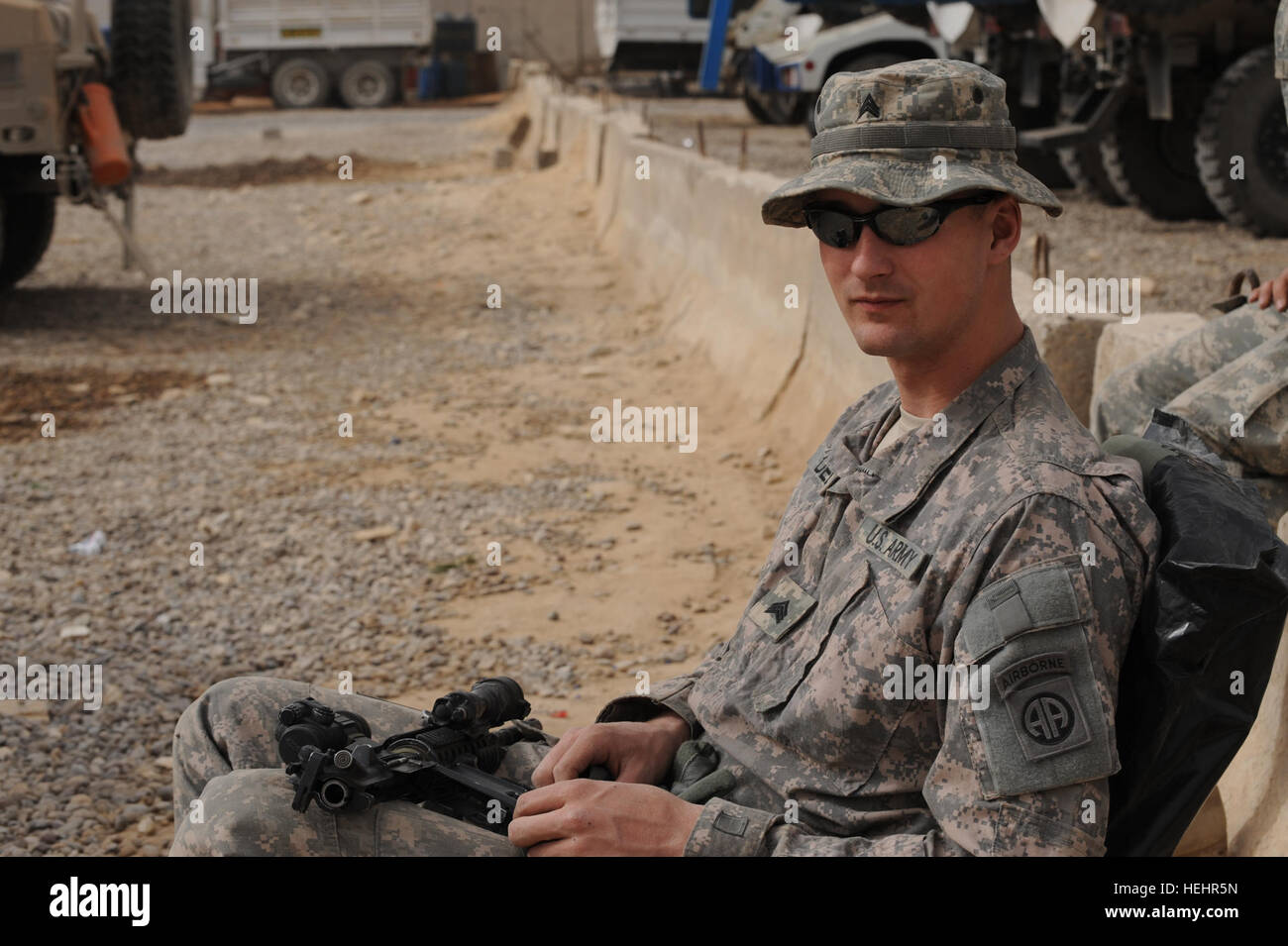 U.S. Army Sgt. Kenneth Delfs of F Company, 2nd Battalion, 505th ...