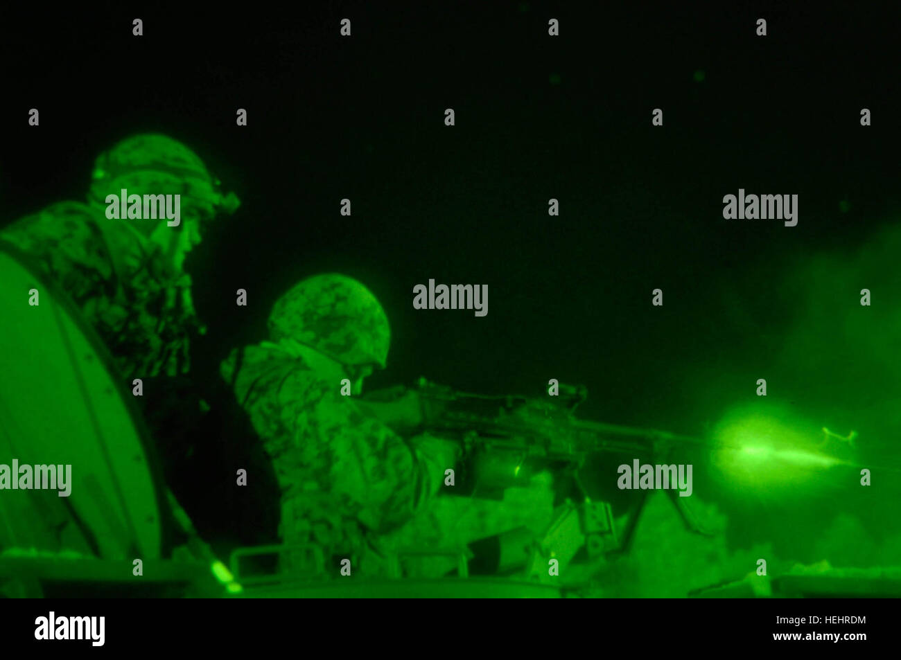 Canadian army soldiers from 37 Canadian Brigade Group, Moncton, New ...