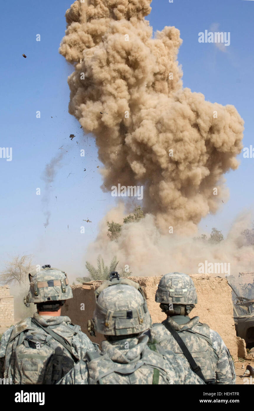 Soldiers hideout hi-res stock photography and images - Alamy
