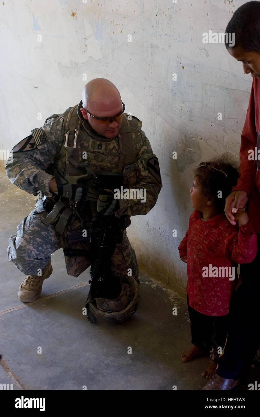 U.S. Army Sgt. 1st Class Robert Hoff, Platoon Sgt., Crazyhorse Troop ...