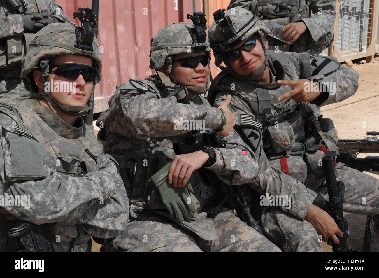 U.S. Soldiers from 2nd Battalion, 5th Cavalry Regiment, 1st Brigade ...