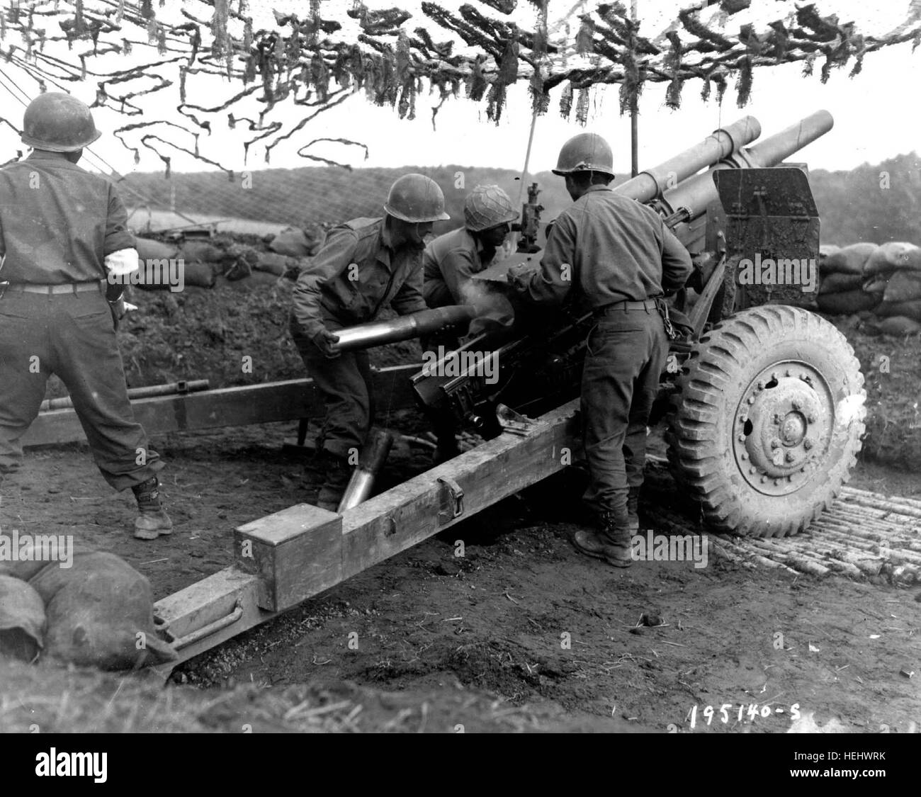 522nd Field Artillery Bn. in action in Bruy%%%%%%%%C3%%%%%%%%A8res 1944 ...
