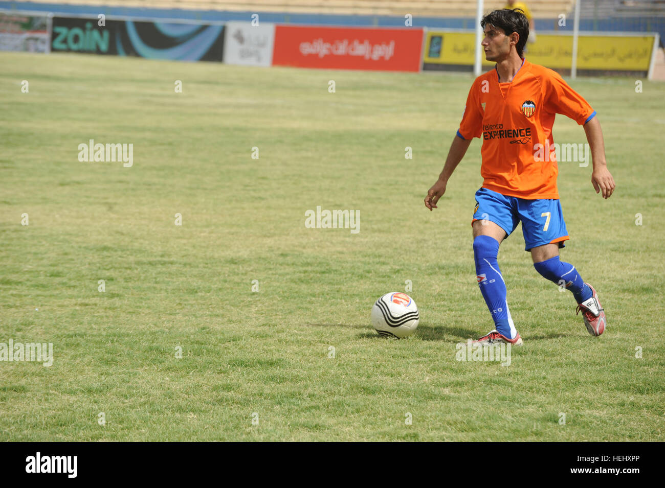 Iraqi national soccer team player hi-res stock photography and images ...