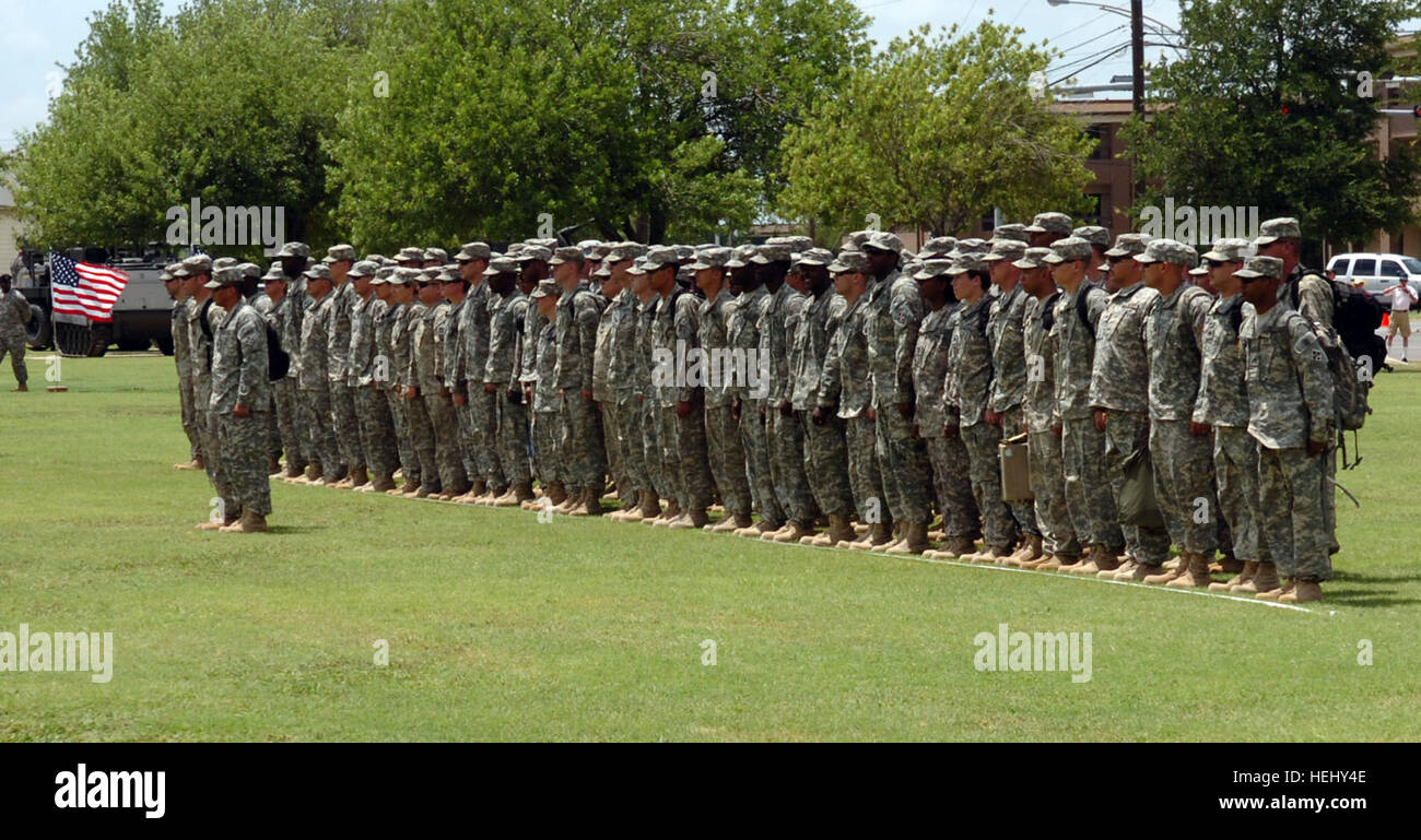 Soldiers from the 4th Combat Aviation Brigade assemble on Cameron Field ...