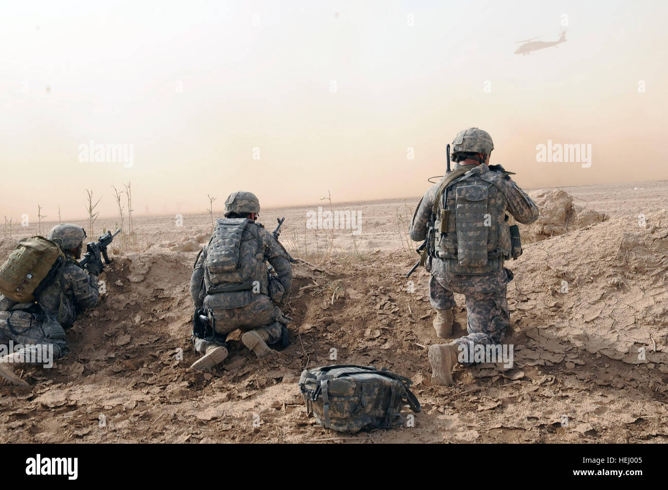 War zone activity hi-res stock photography and images - Alamy