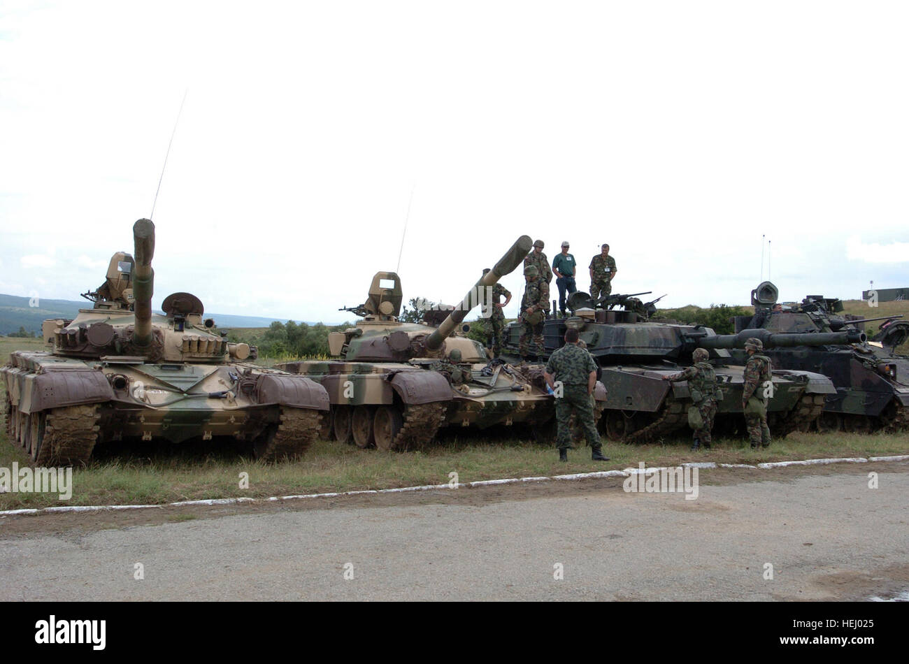 Bulgarian t 72 tanks hi-res stock photography and images - Alamy