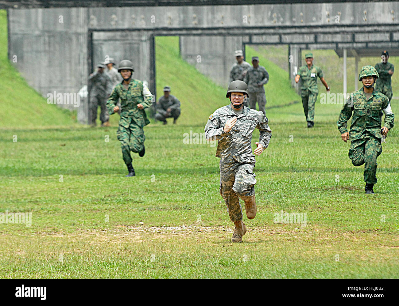 82 rear operations center hi-res stock photography and images - Alamy