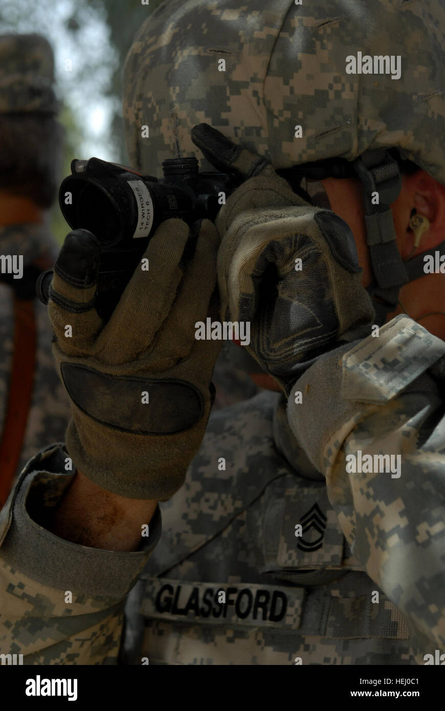 Advanced combat optical gunsight hi-res stock photography and images ...