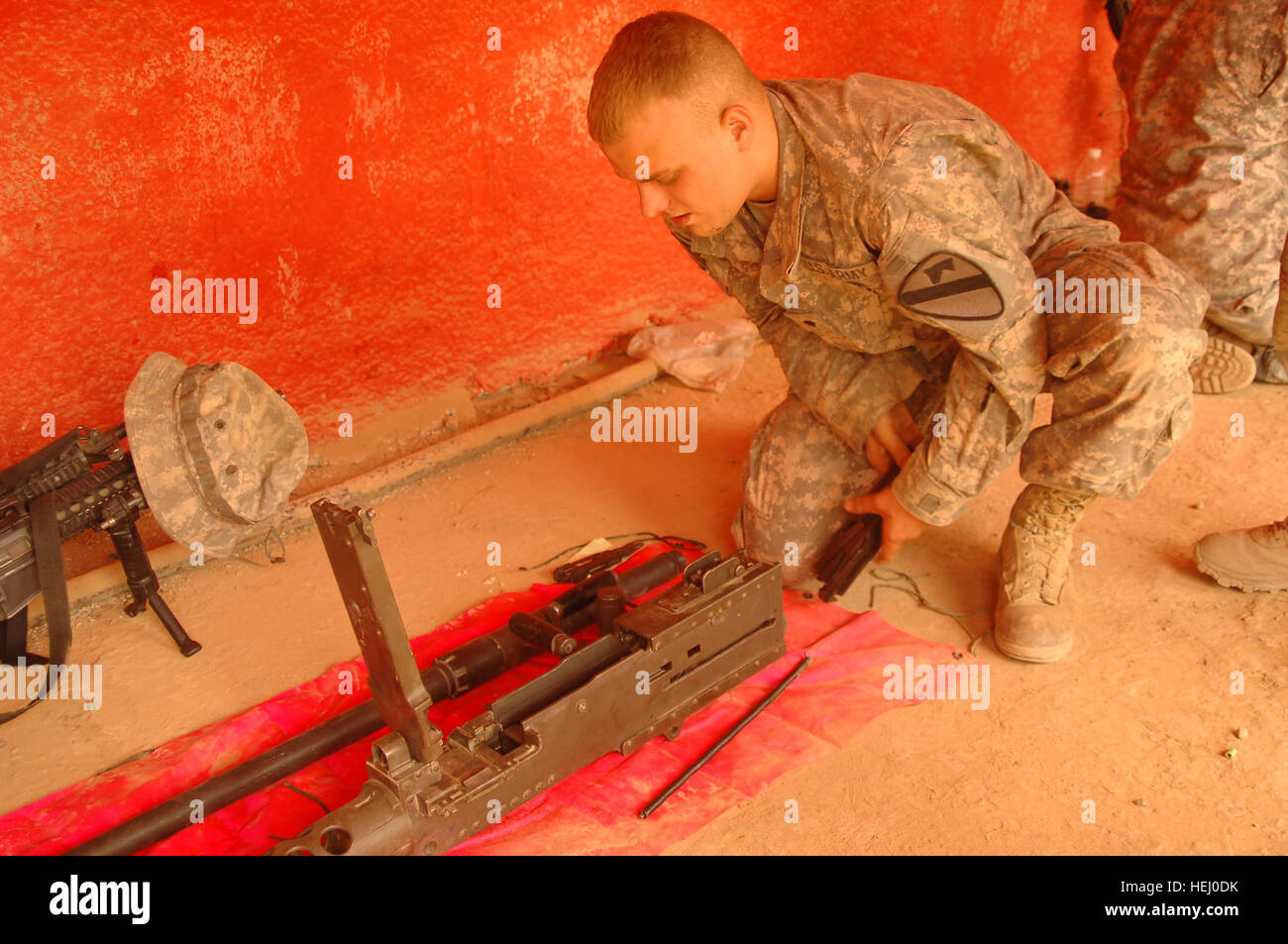 Sterling machine gun hi-res stock photography and images - Alamy