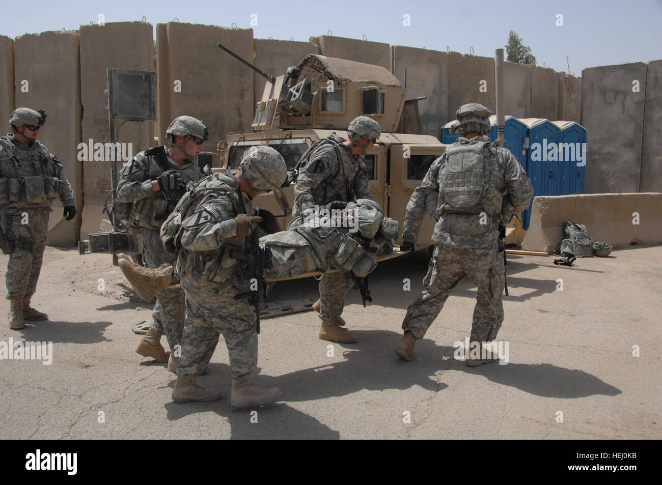 U.S. Soldiers of Echo Company, 1st Battalion, 5th Cavalry Regiment, 2nd ...