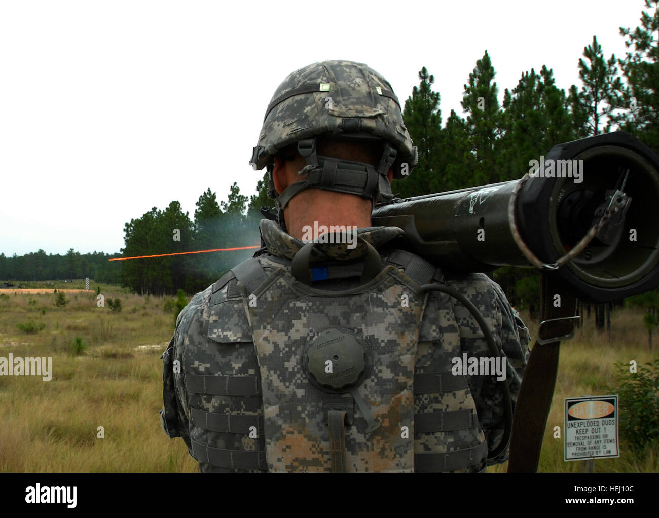 108th military police hi-res stock photography and images - Alamy