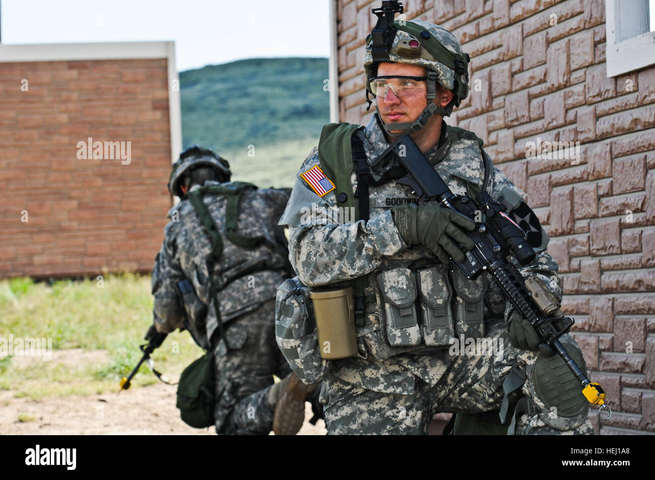 1st battalion 37th field artillery regiment hi-res stock photography ...
