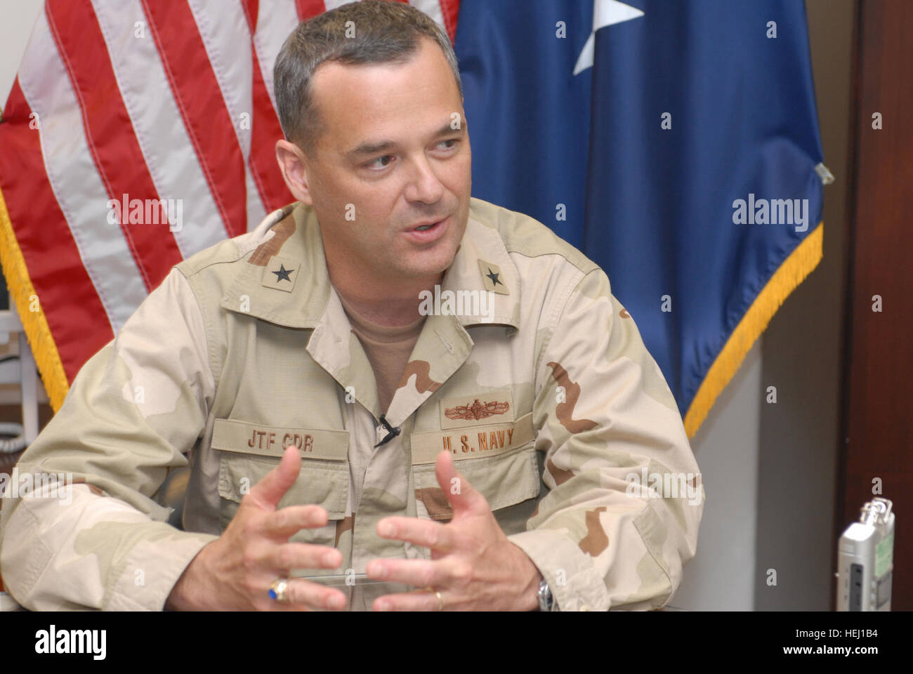 Setting priorities hi-res stock photography and images - Alamy