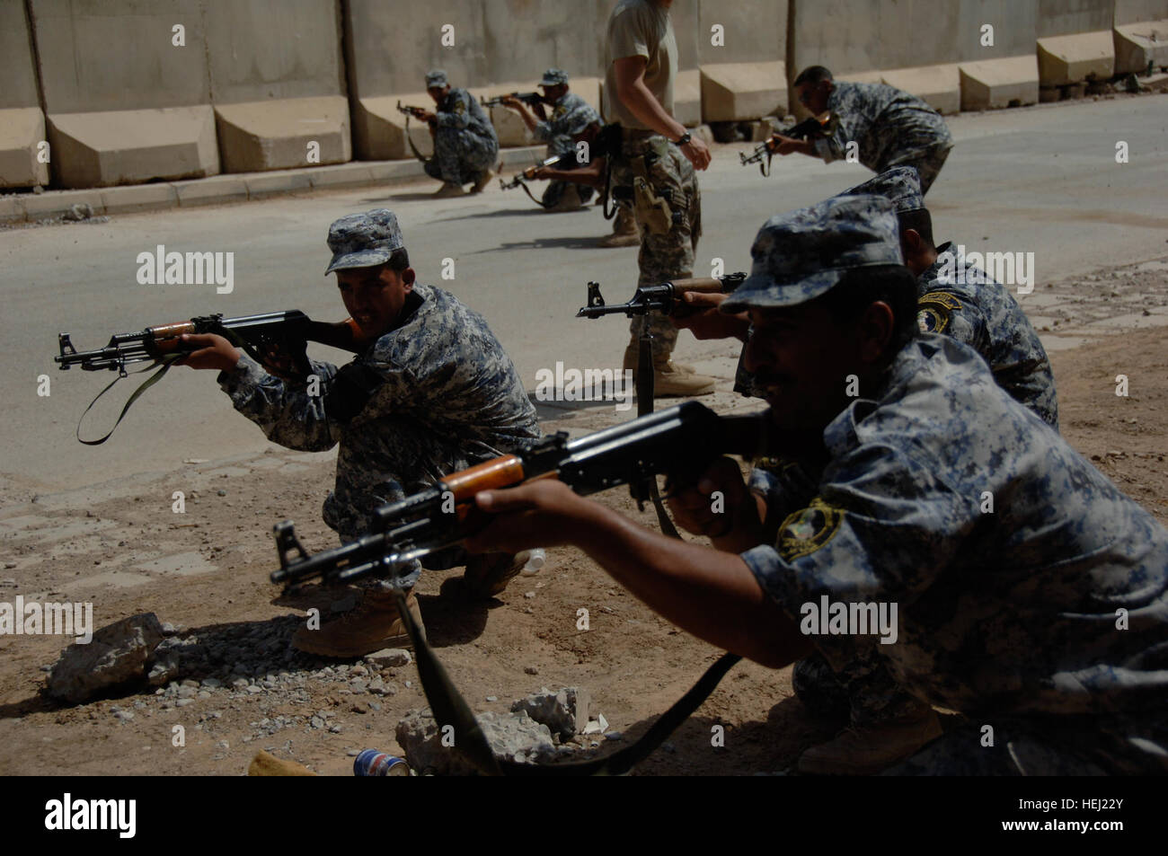 Iraqi security forces from the 1st National Police Division, practice ...