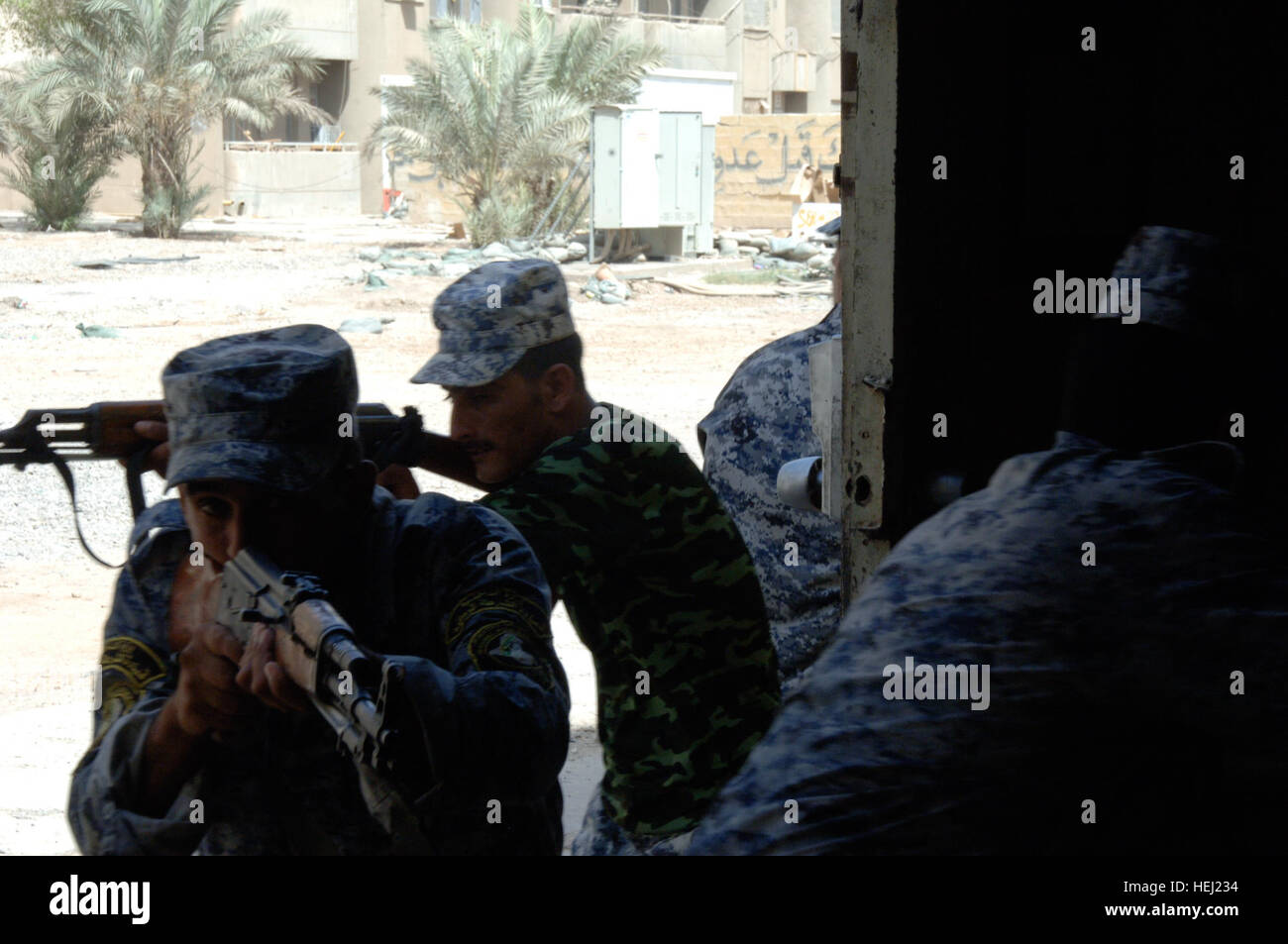 Iraqi security forces from the 1st National Police Division, practice ...