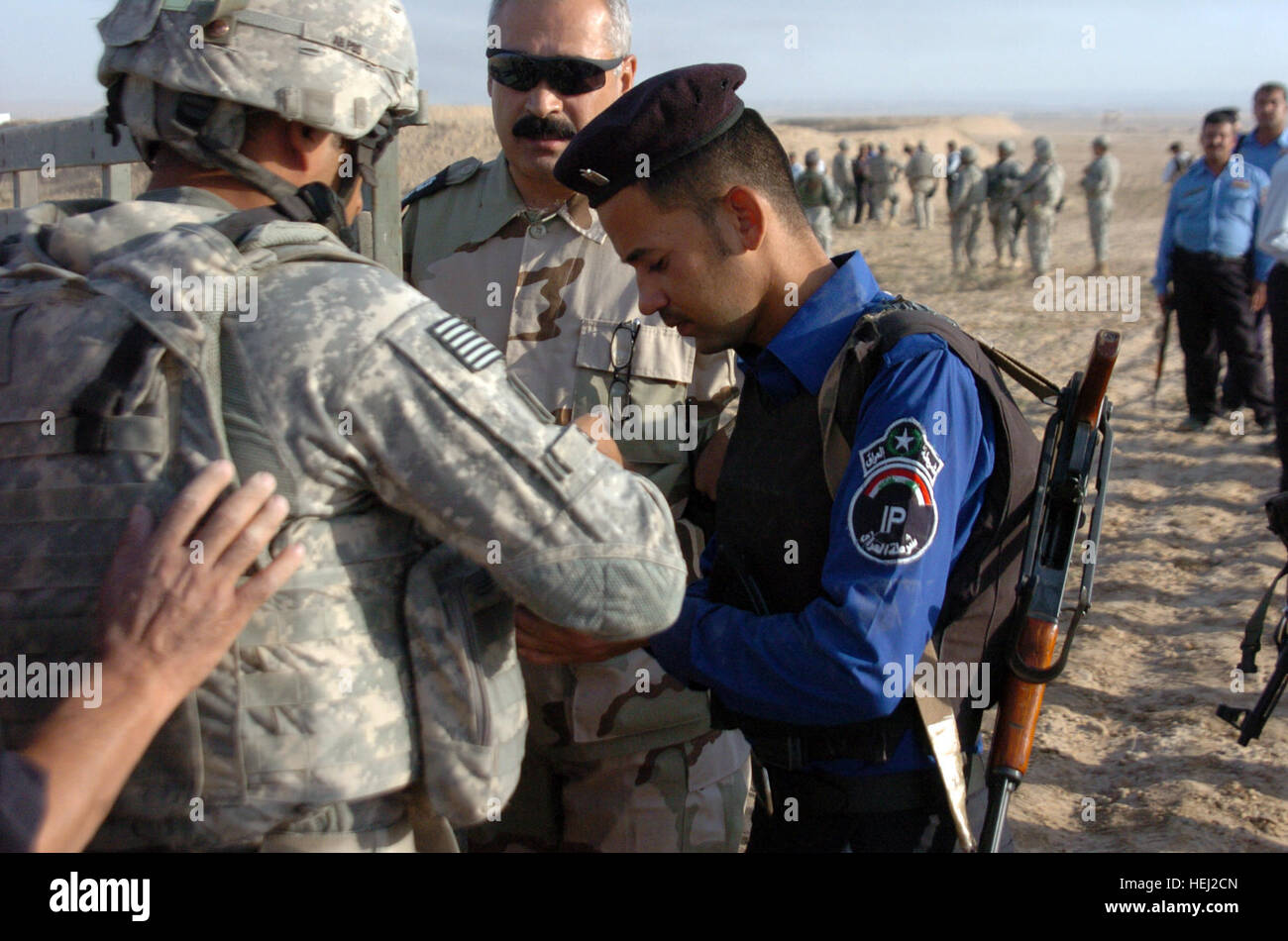 U.S. Soldiers from the 218th Military Police Company, 1st Cavalry ...