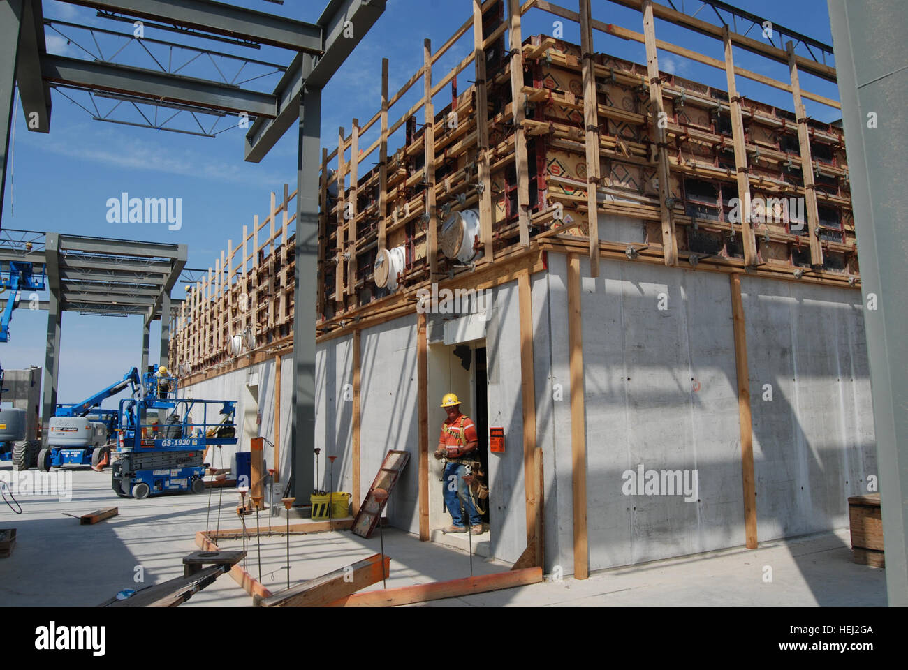 Explosive containment hi-res stock photography and images - Alamy