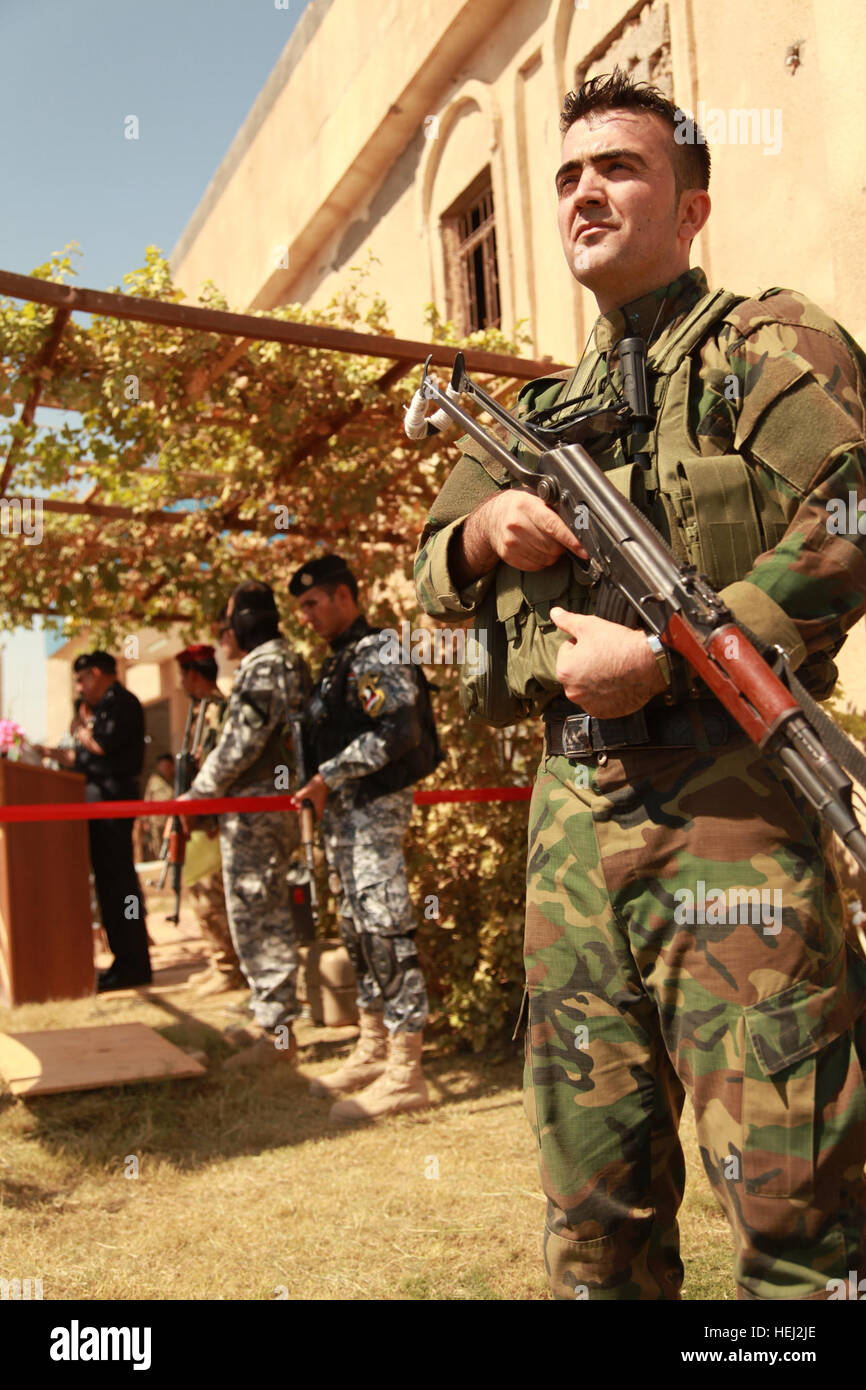 An Iraqi special forces soldier maintains security, during an Iraqi ...