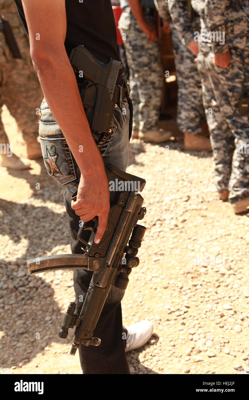 An Iraqi special forces soldier maintains security, during an Iraqi ...