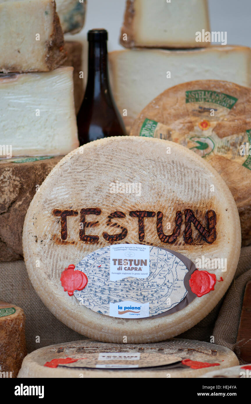 Food exhibition hi-res stock photography and images - Alamy