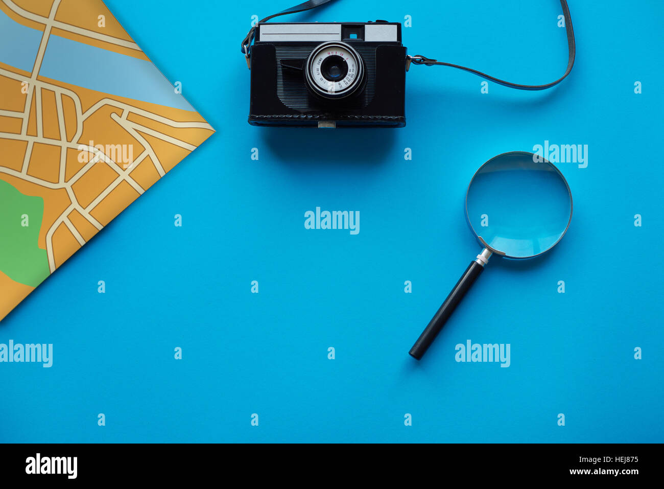 Top view of journey things Stock Photo - Alamy