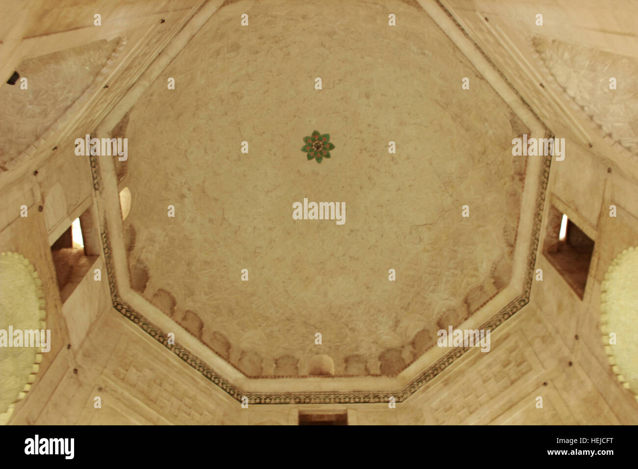 Decorated ceiling carvings, Baradari, The Bibi-Ka-Maqbara. Aurangabad ...