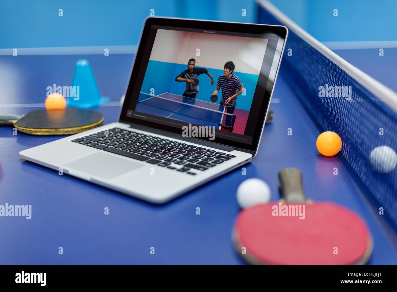 Pong video game hi-res stock photography and images - Alamy