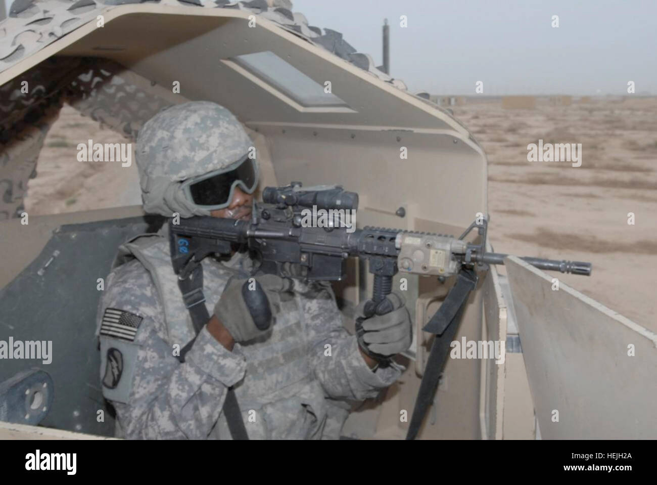 US Army 50960 Overhead Cover Stock Photo - Alamy