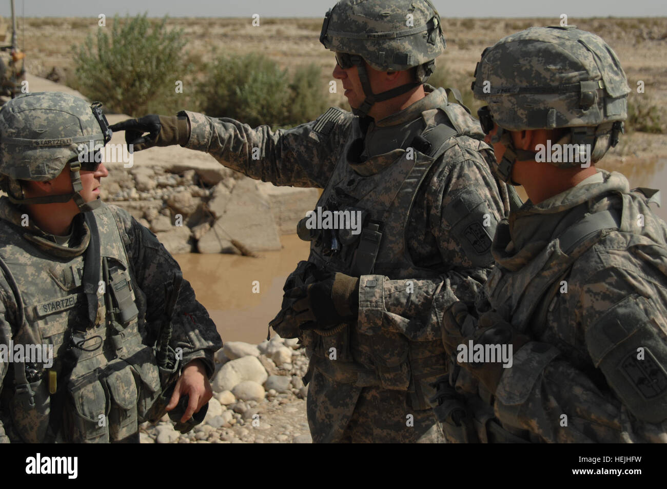 55th signal company fob war u s soldiers from charlie company hi-res ...
