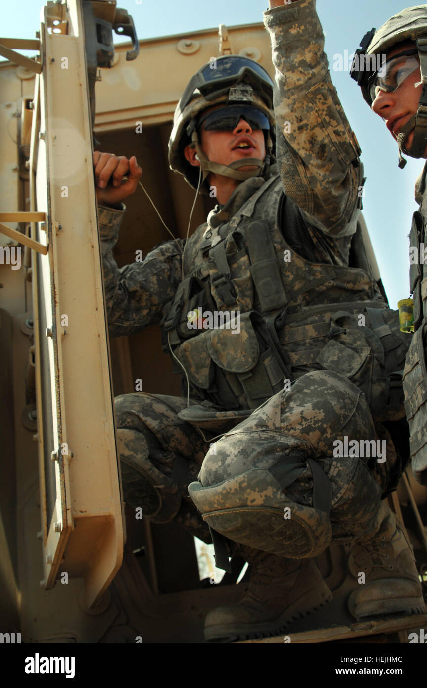 War damaged roads hi-res stock photography and images - Alamy