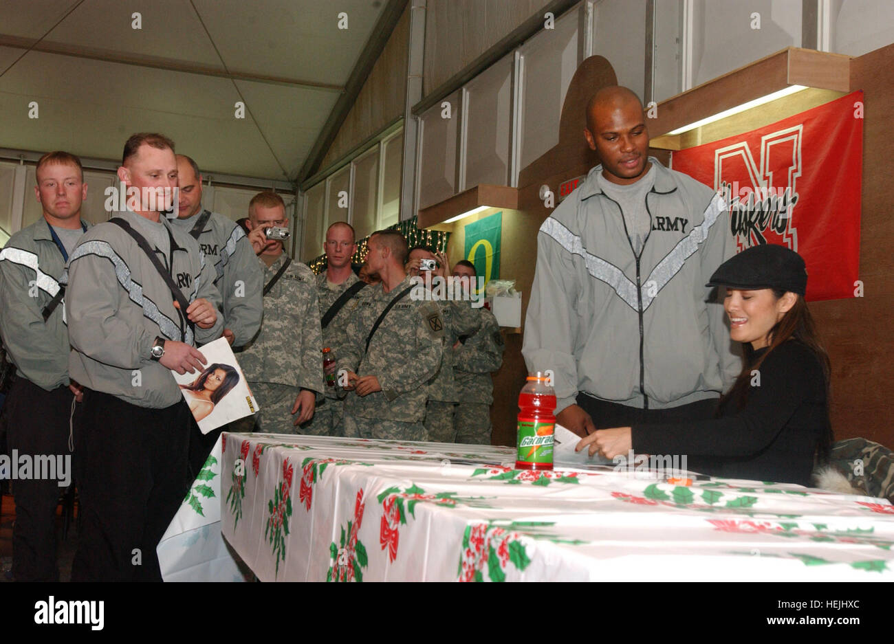 CAMP LIBERTY, IRAQ -- 1/10th Mountain Division Soldiers take ...