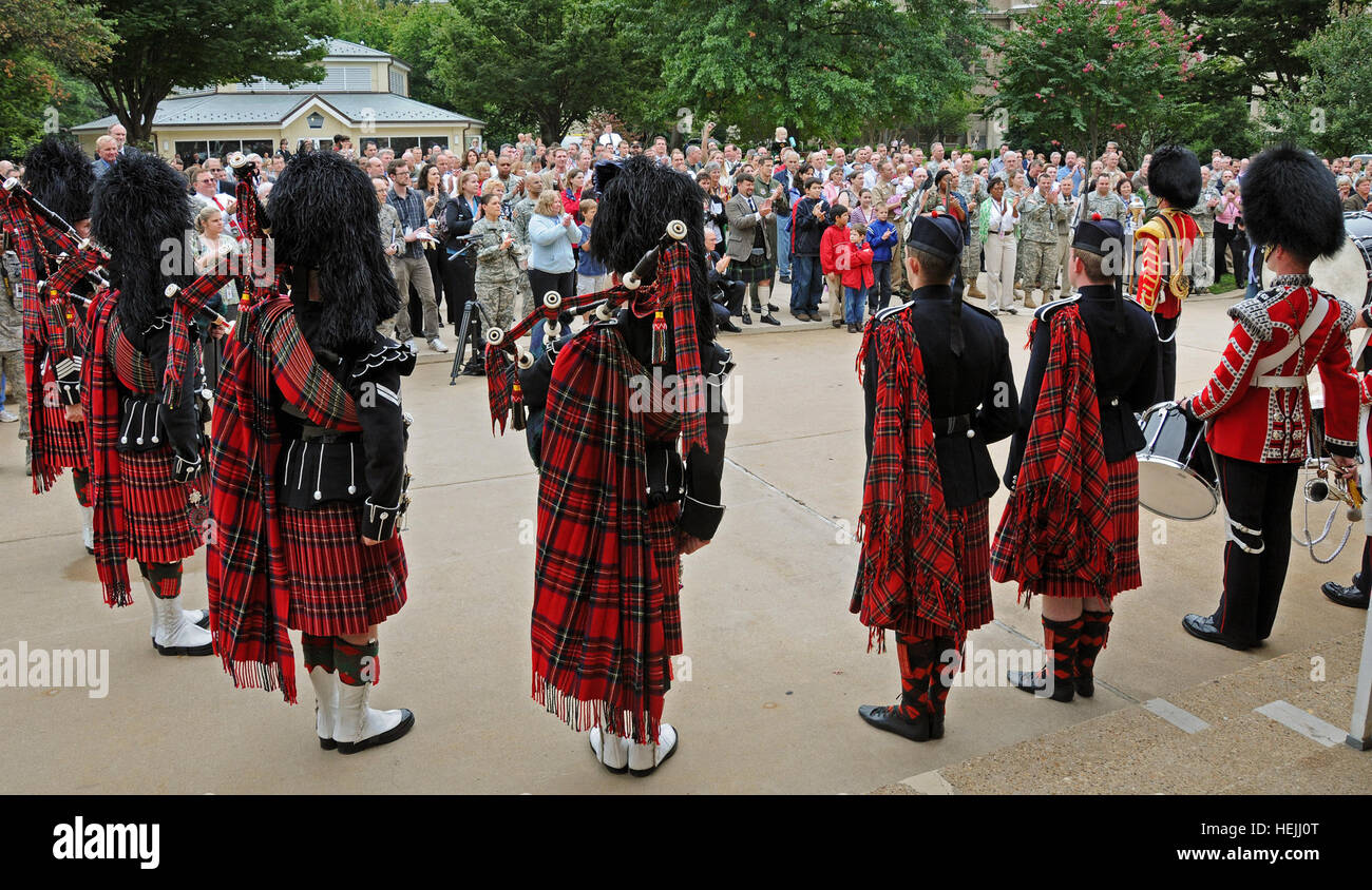 US Army 51768 Pipes and Drums 4 Stock Photo - Alamy