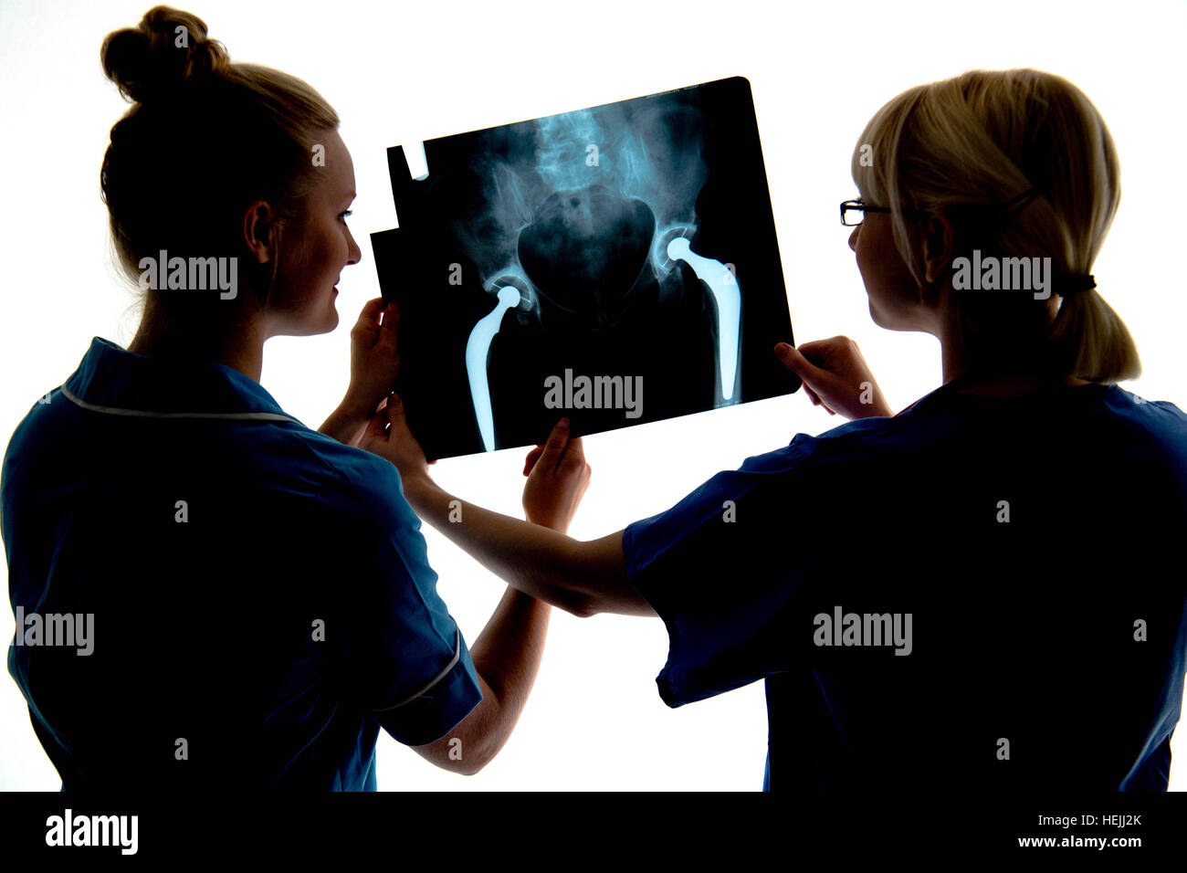 UK Health care professionals : A National Health Service (NHS) female ...