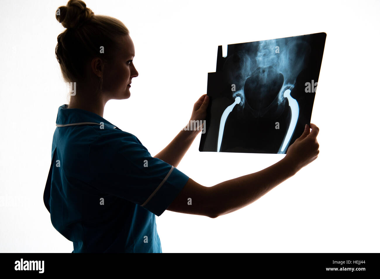 UK Health care professionals : A National Health Service (NHS) female ...