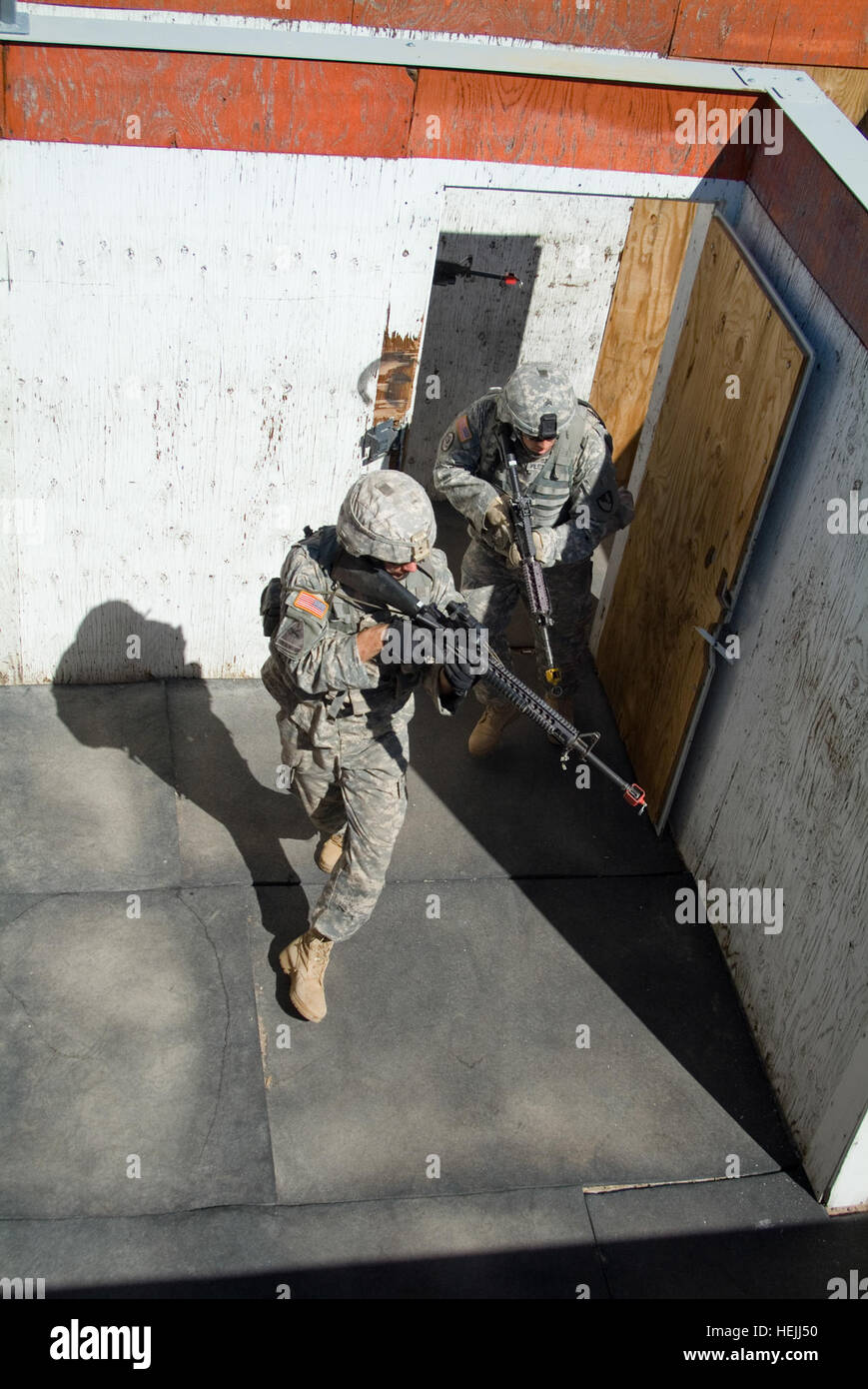 US Army 53004 Room clearance Stock Photo - Alamy