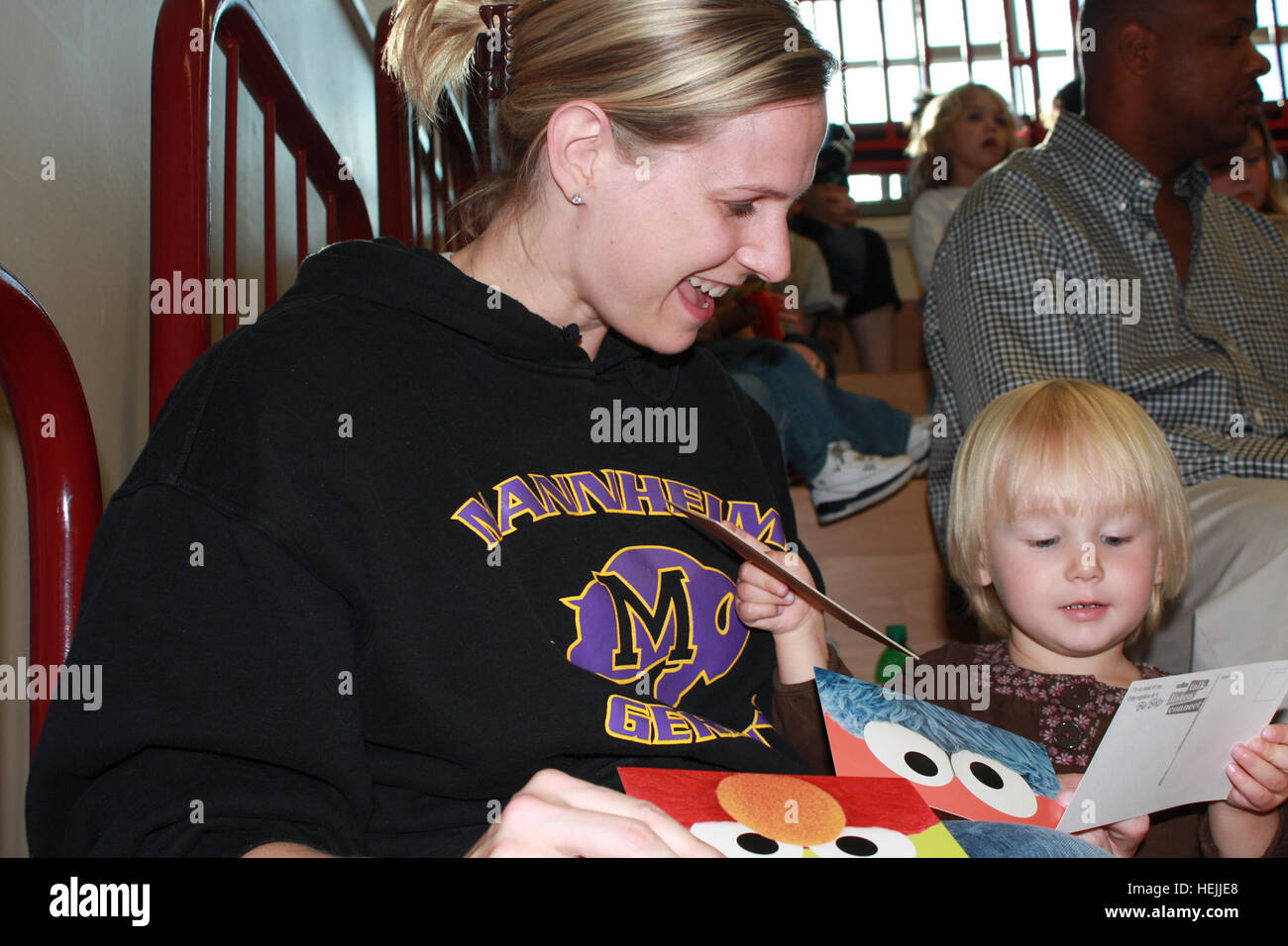 U.S. Army hosted a Sesame Street USO experience for military families ...