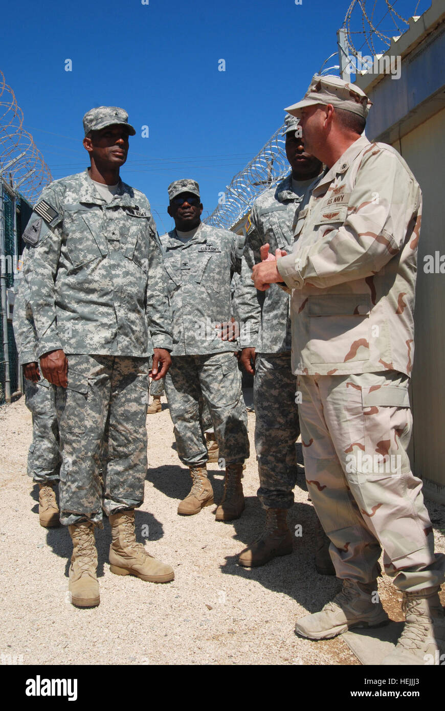 A U.S. Army general tours Joint Task Force Guantanamo detention ...