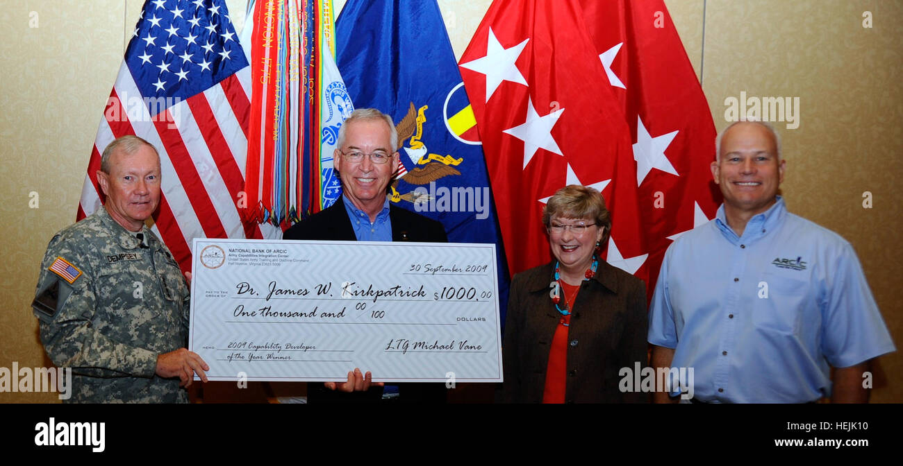 US Army 52234 2009 ARCIC awards celebrate creativity, flexibility Stock ...
