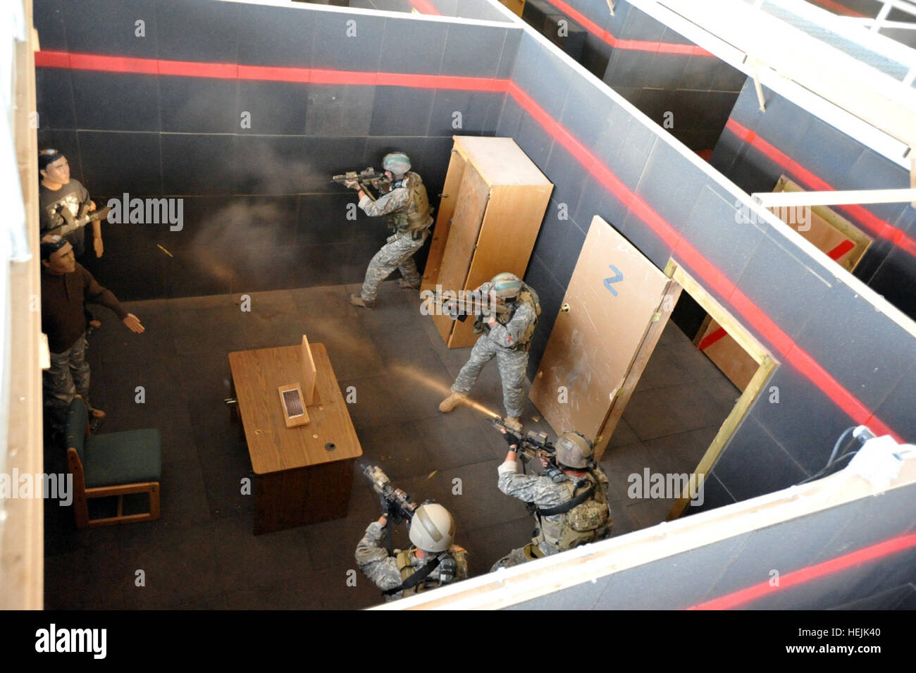 Special Forces Soldiers from 3rd Battalion, 10th SF Group (Airborne ...