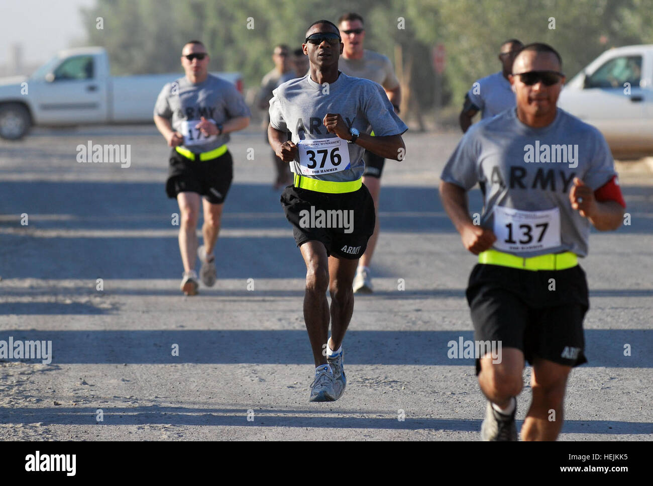 Runners head for the finish line as they compete the tenth and final ...