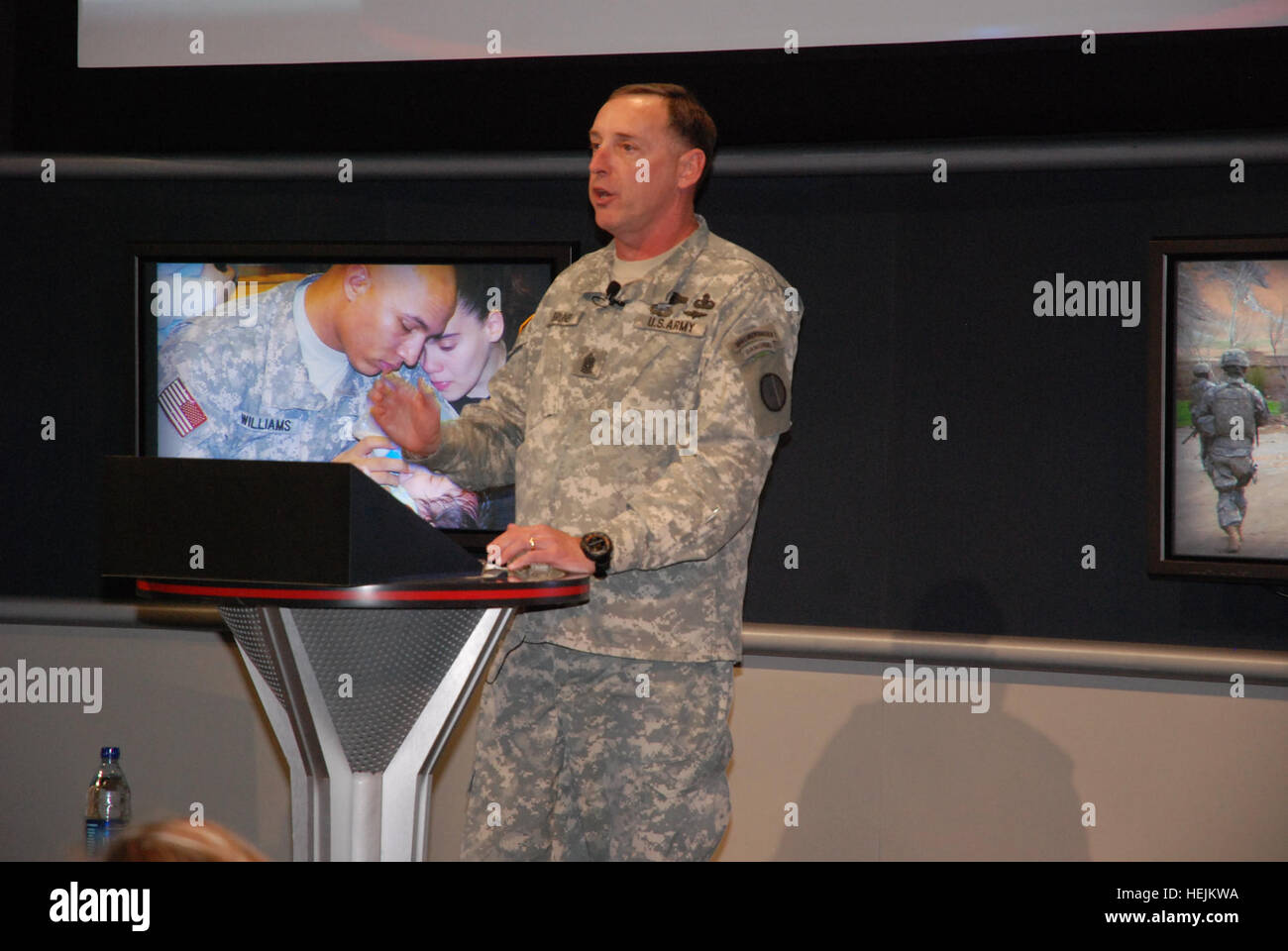US Army 52393 TRADOC debuts Institute for NCO Professional Development at AUSA Stock Photo - Alamy