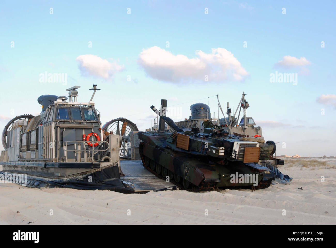 Operation bright star 2009 hi-res stock photography and images - Alamy