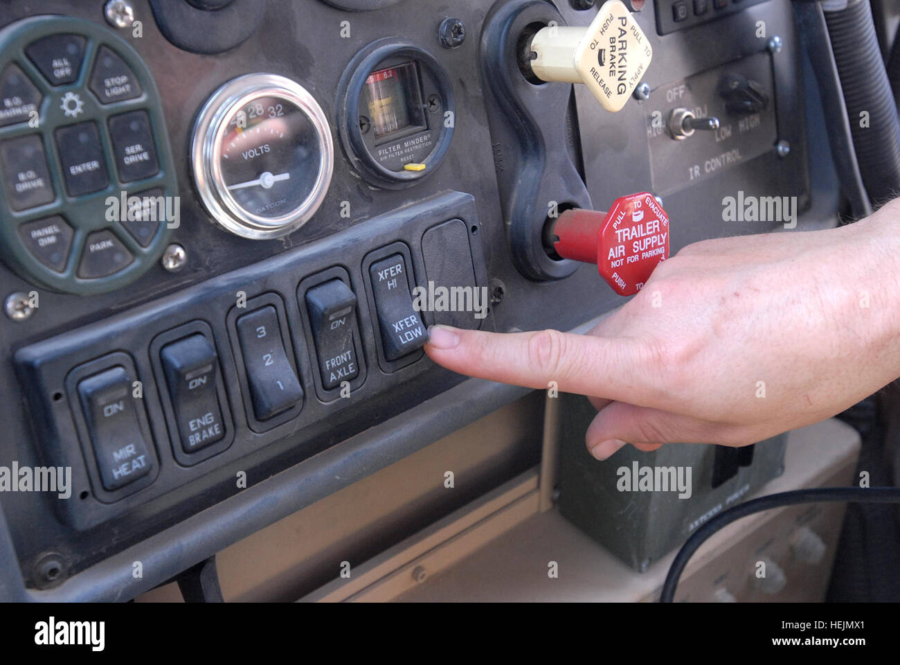 US Army 52962 BAGHDAD- Sgt. Abraham Kay, a motor pool maintenance squad ...