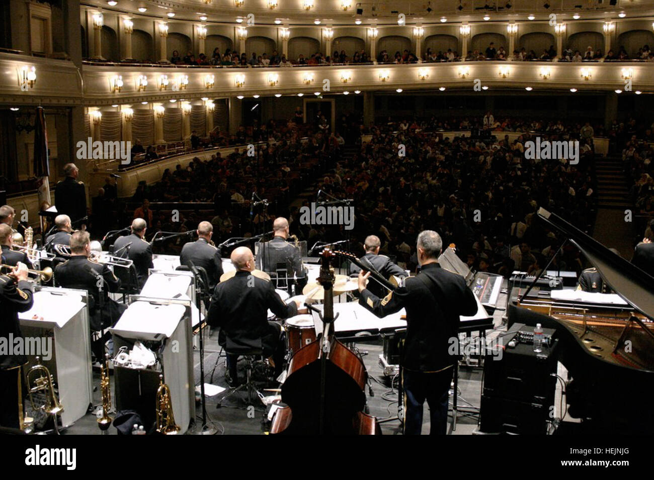 Bass hall fort worth hi-res stock photography and images - Alamy