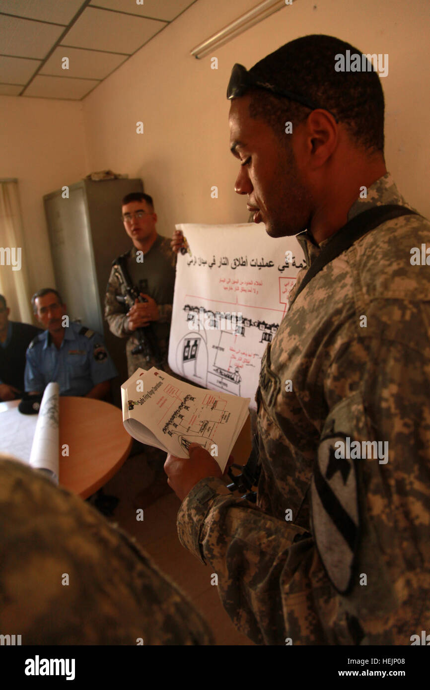 U.S. Army Soldiers provide weapons familiarization training to Iraqi ...