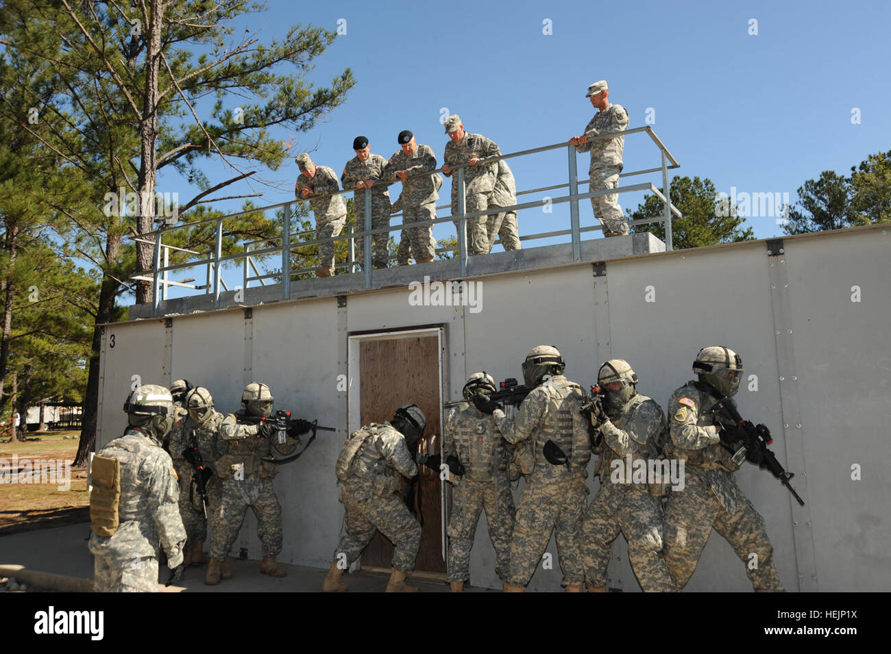 Army Chief of Staff Gen. George Casey Jr., center right, and Maj. Gen ...